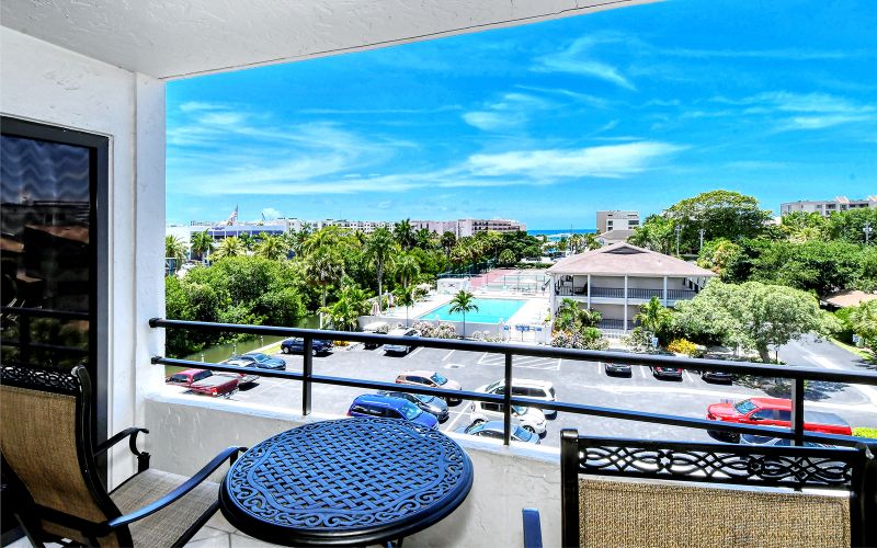 6415 Midnight Pass Road 403 | pix360.com | Real Estate Photography ...