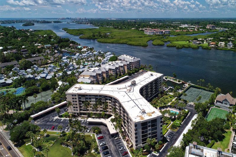 5855 Midnight Pass Road unit 505 | pix360.com | Real Estate Photography ...