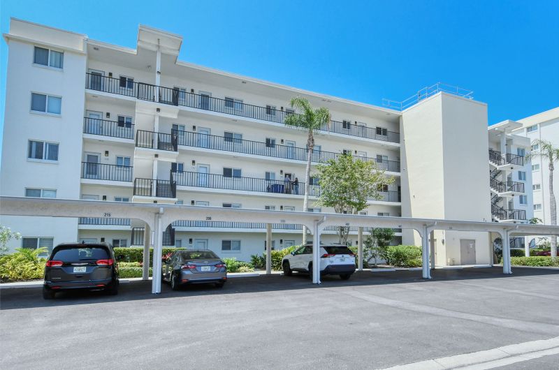 797 Beach Rd APT 107 | pix360.com | Real Estate Photography & Virtual Tours